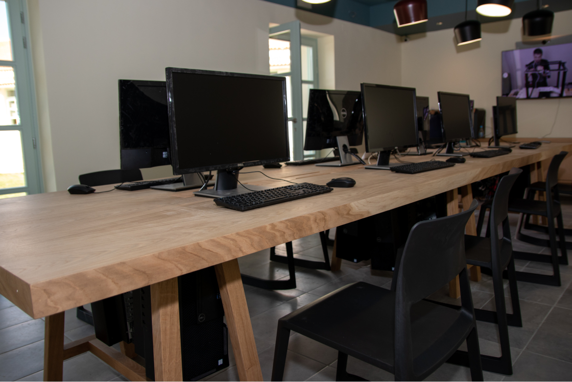 Remote working / Digital nomads - Vamvakou Revival